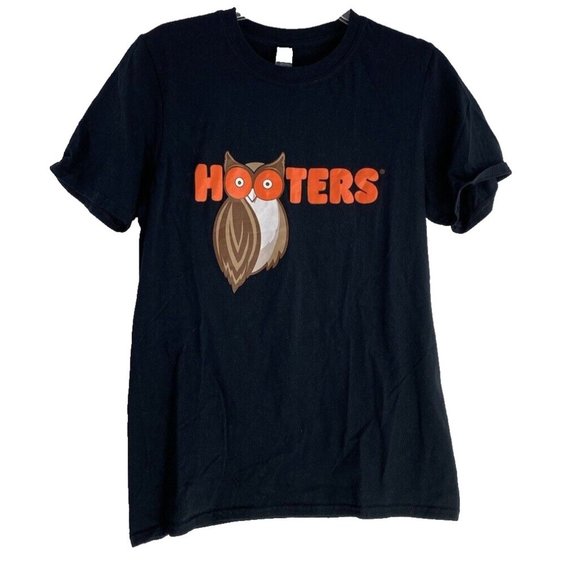 Hooters | Shirts | Hooters Gas Lamp Owl Black Mens Restaurant Tshirt ...
